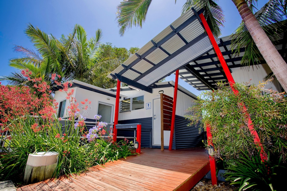 Lakeside Forster Holiday Park | NSW Campsites | Camptoo